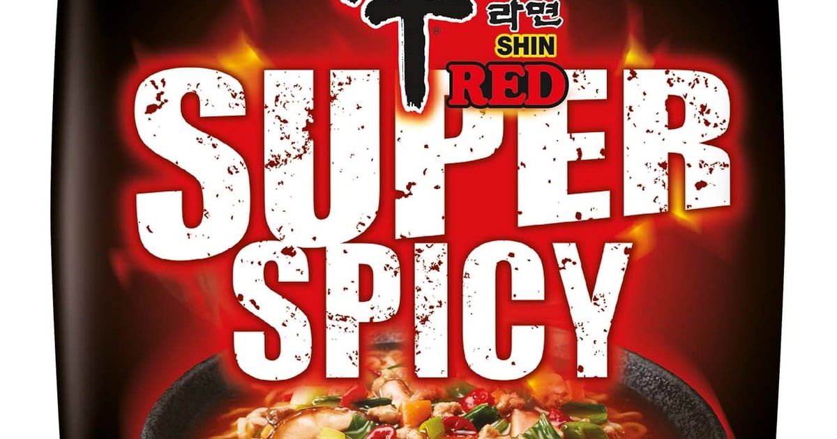 Nongshim Instant noodles Shin Red Super Spicy