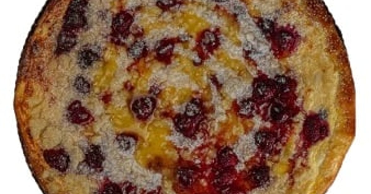 Karlovský frgál tvarohový s malinami