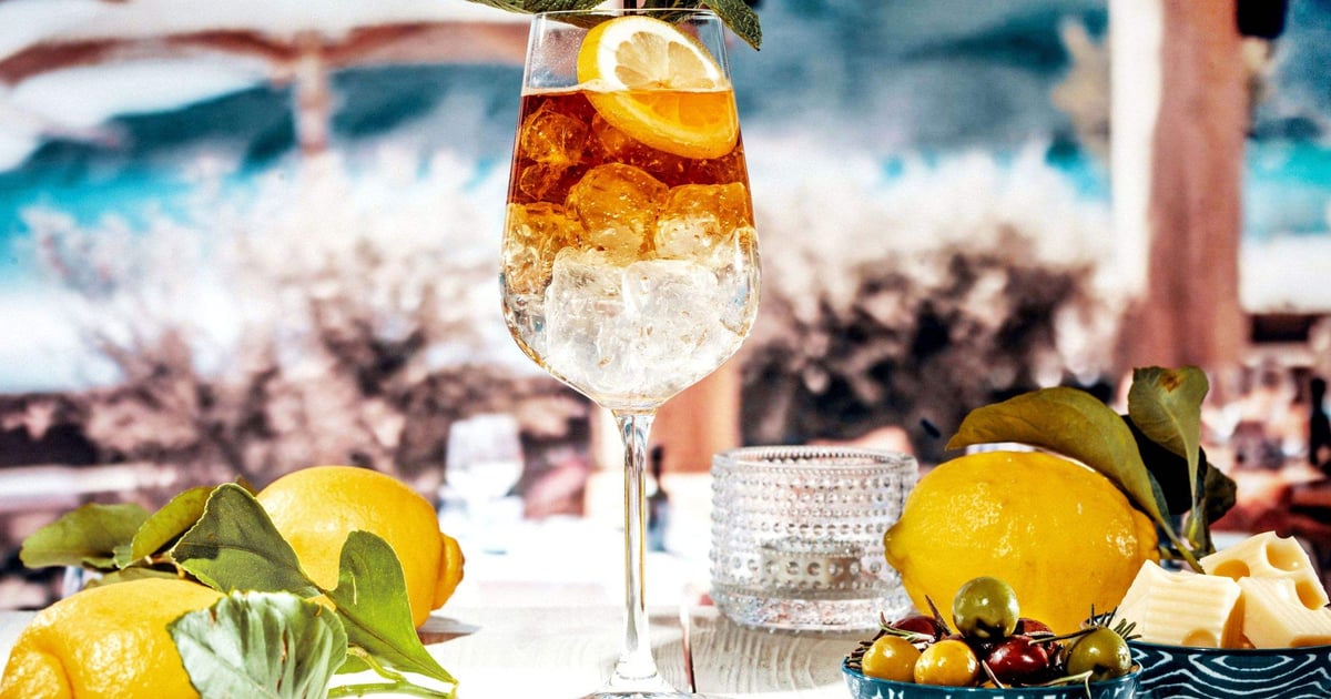 Fernet Stock Bavorák Spritz – Lehký letní drink s Vineou | Rohlik.cz