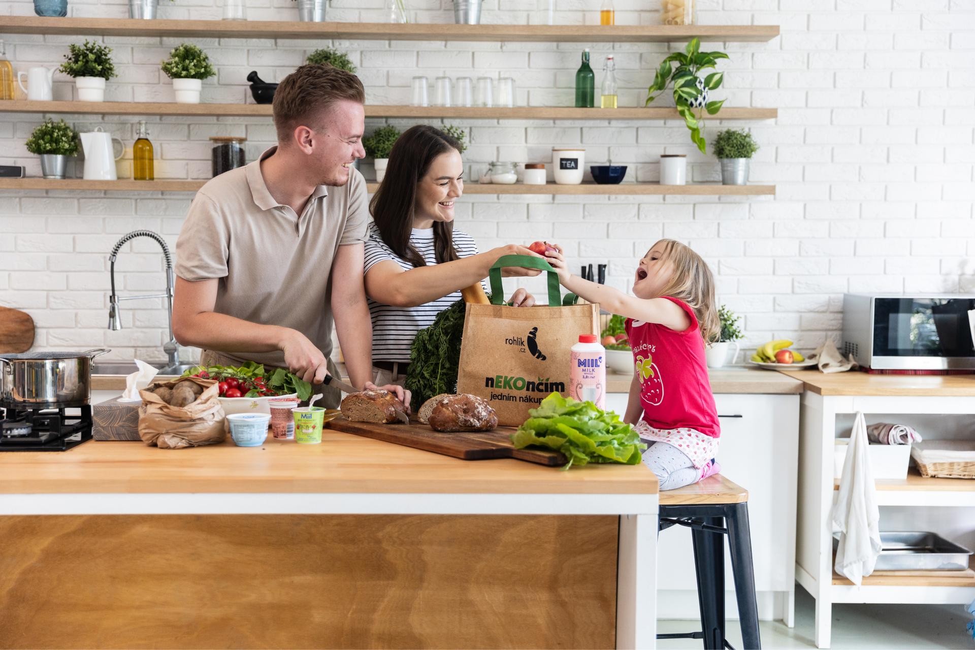 Online supermarket Rohlik.cz — nejrychlejší doručení ve městě